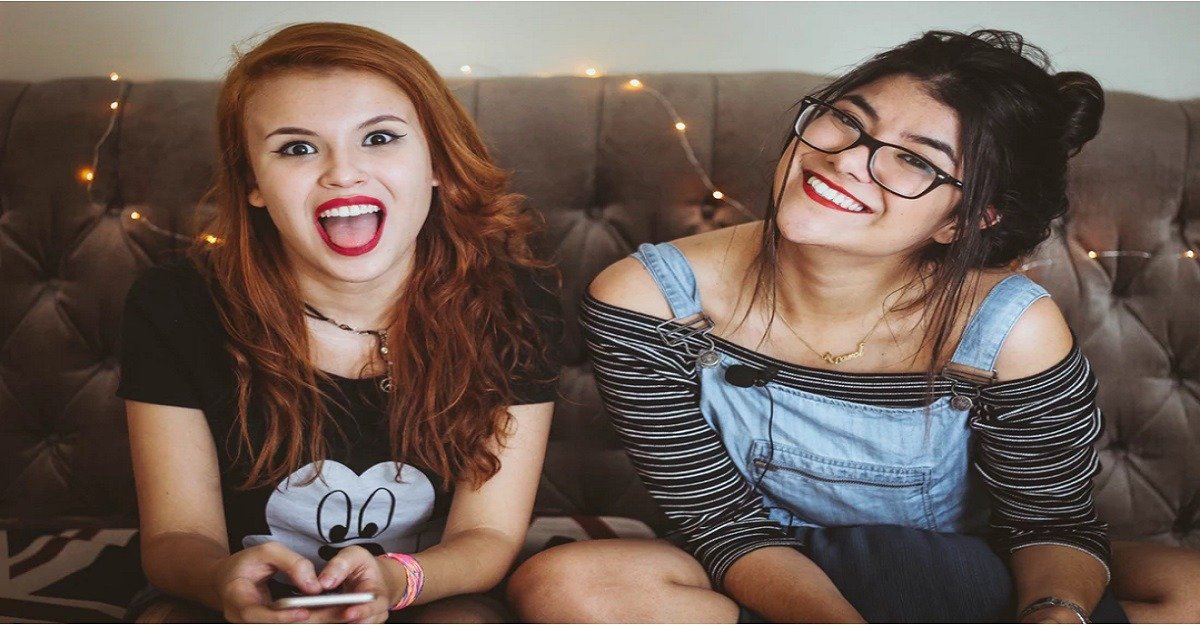 14 Secrets to identifying a true friend - Rare friendship | Lifeimpactful